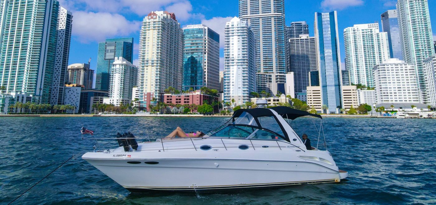 Enjoy Miami Beach Boat Tours Florida | Yaju Boat Tours